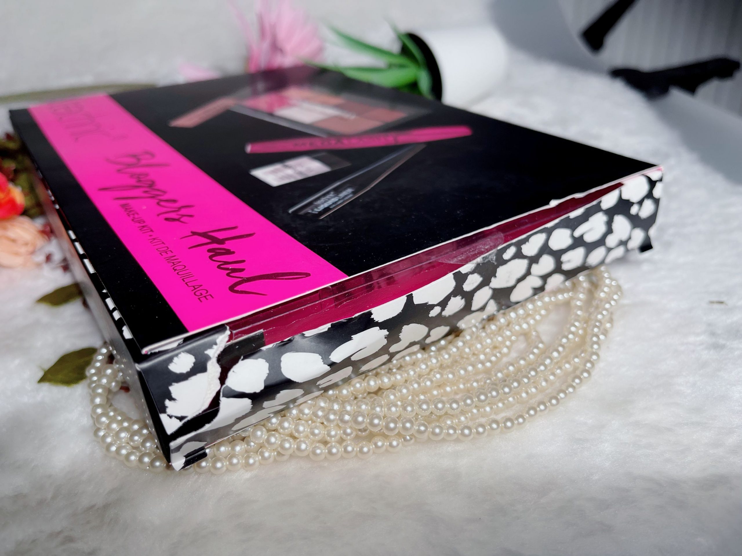 Technic Bloggers Haul Makeup Kit Gift Set 999204 (defective package ...